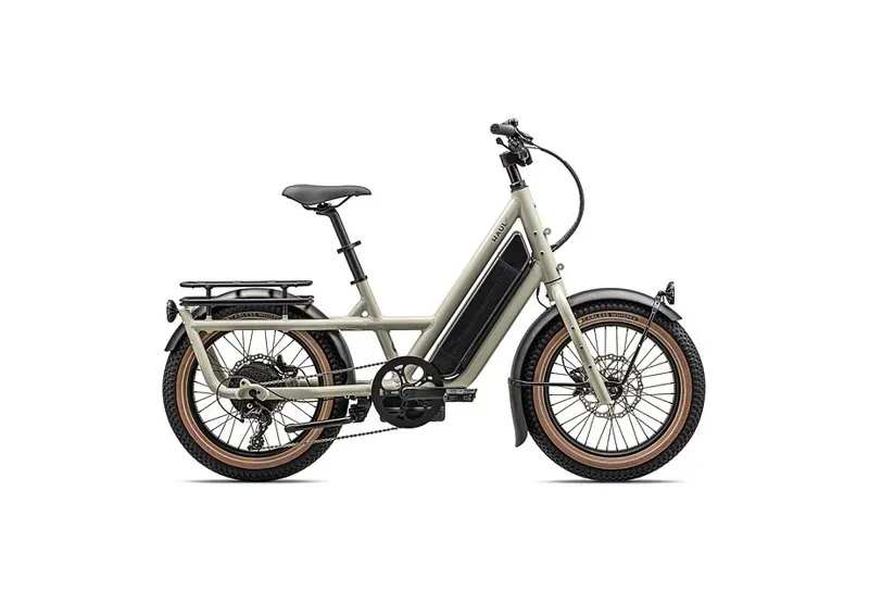Specialized Globe Haul ST Electric Bike in White Mountains